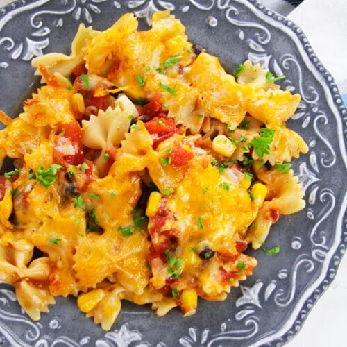 Slow Cooker Taco Pasta | Slow Cooker Foodie