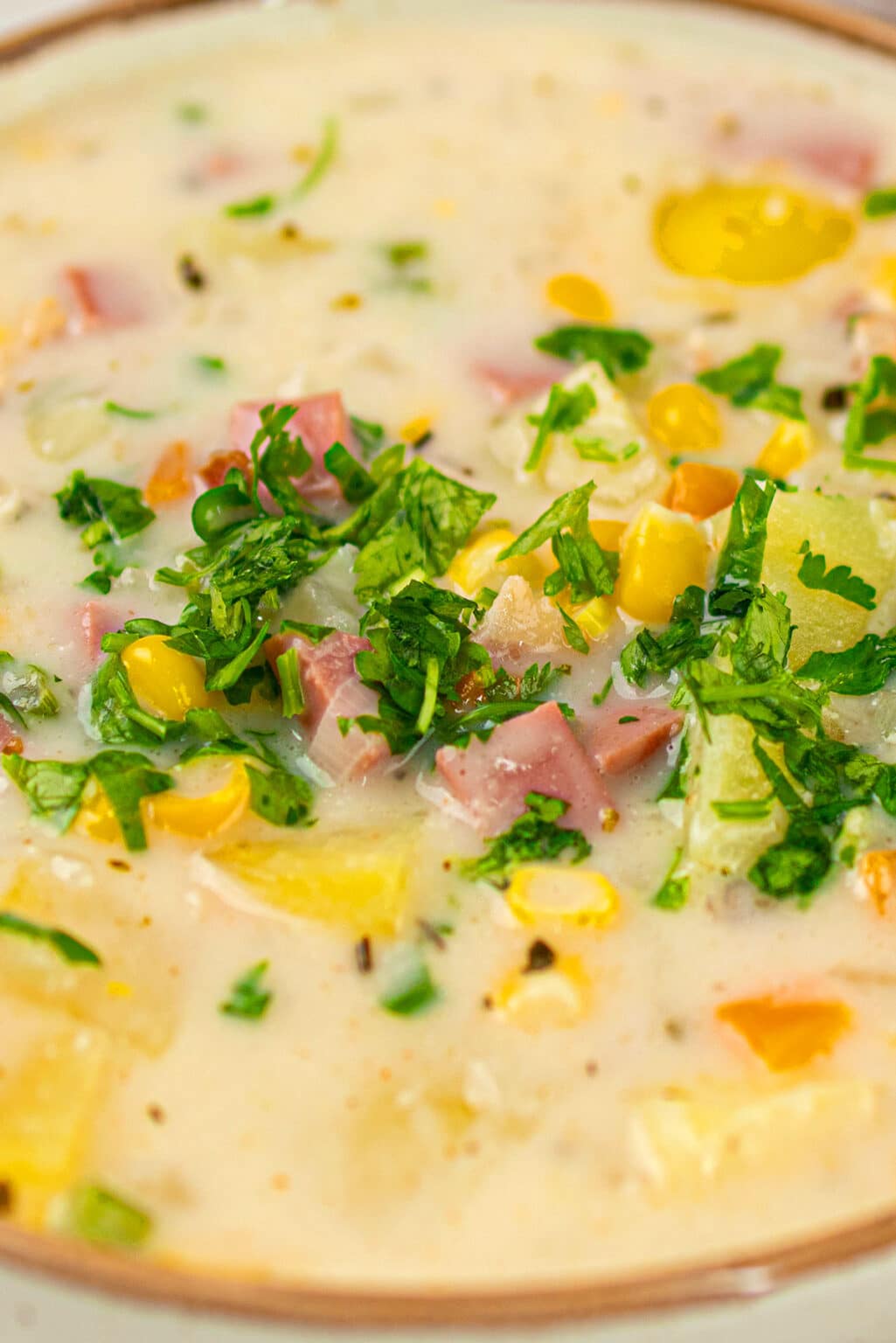Slow Cooker Corn Chowder (Creamy) | Slow Cooker Foodie